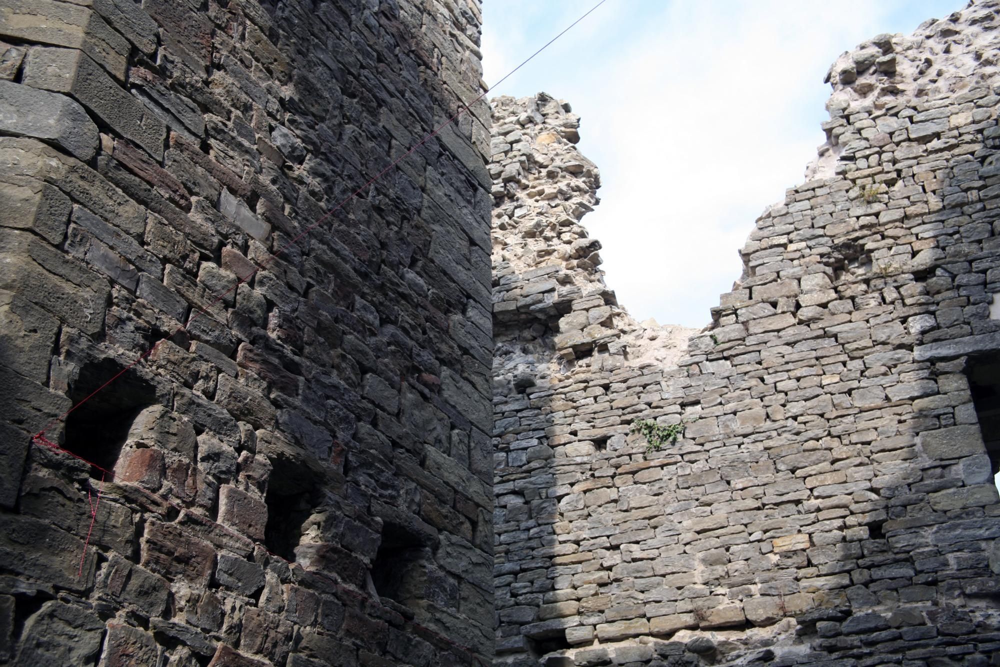Rocca di Cerbaia - Carmignanello, Comune di Cantagallo, Prato