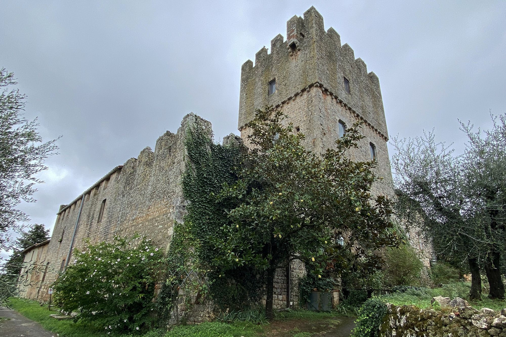 Castello di Villa - Località La Villa, Monteriggioni - Siena