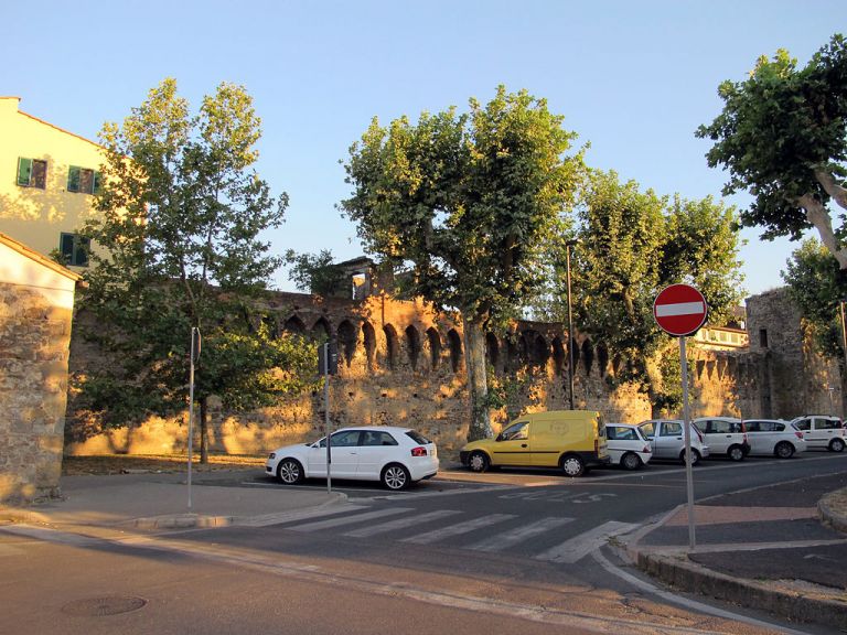 Lastra a Signa Town Walls - Lastra a Signa - Firenze