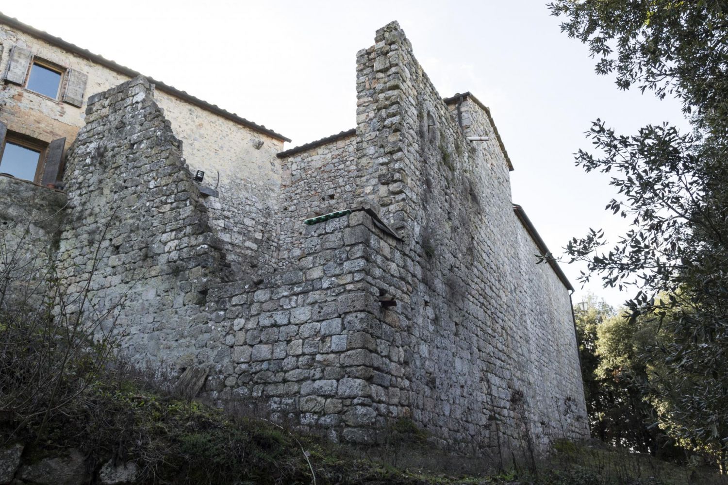Montaguto Castle / Montagutolo del Bosco - Monteriggioni - Siena