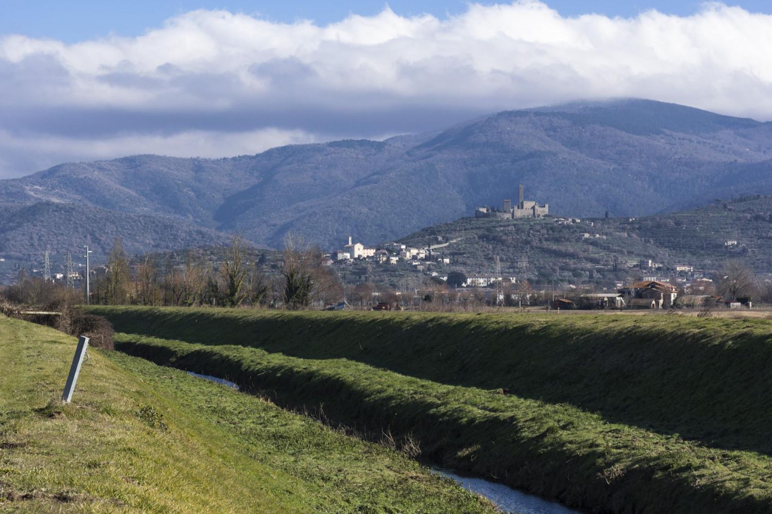 Castello di Montecchio Vesponi - Castiglion Fiorentino - Arezzo