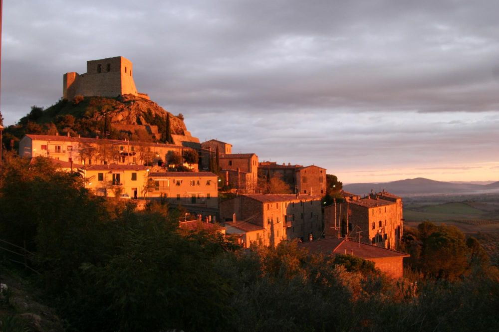 Castello di Montemassi - Alta Maremma (Roccastrada - Grosseto)