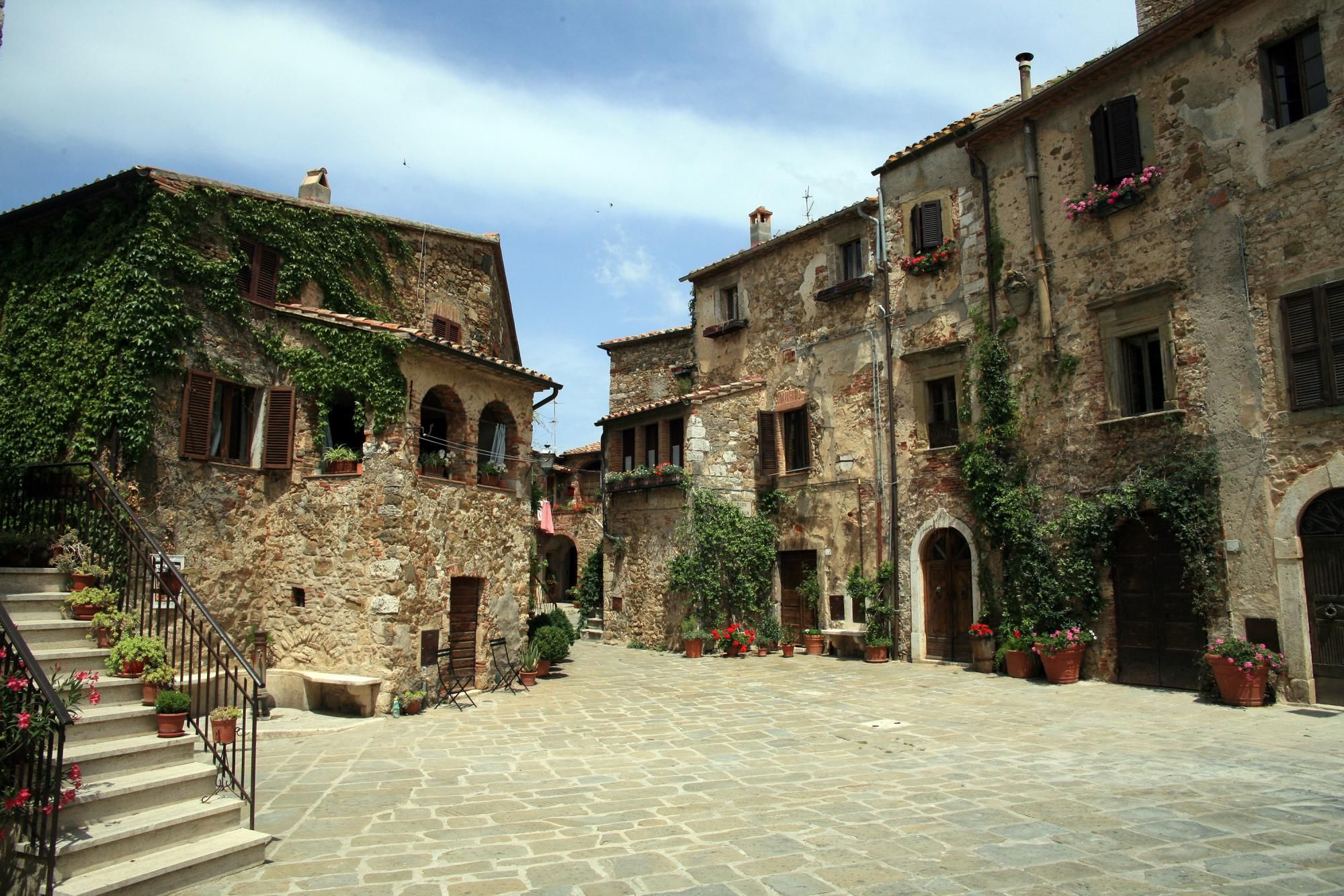 Montemerano Castle and Town Walls - Manciano - Grosseto