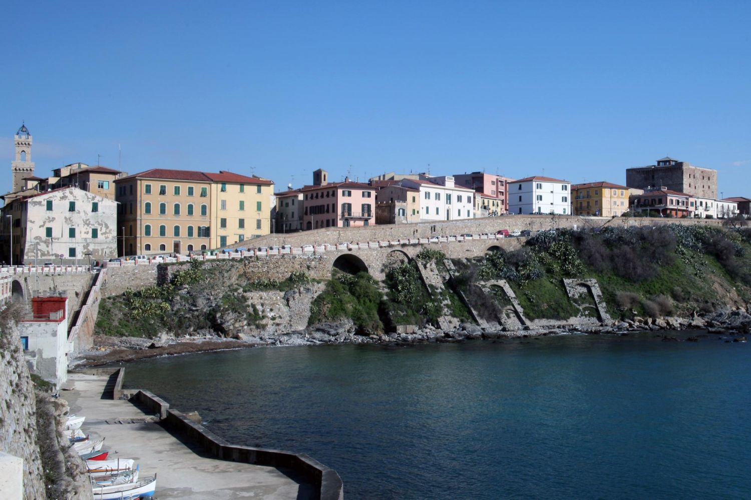 Piombino: Castello, Torrione, Rivellino e Cittadella.