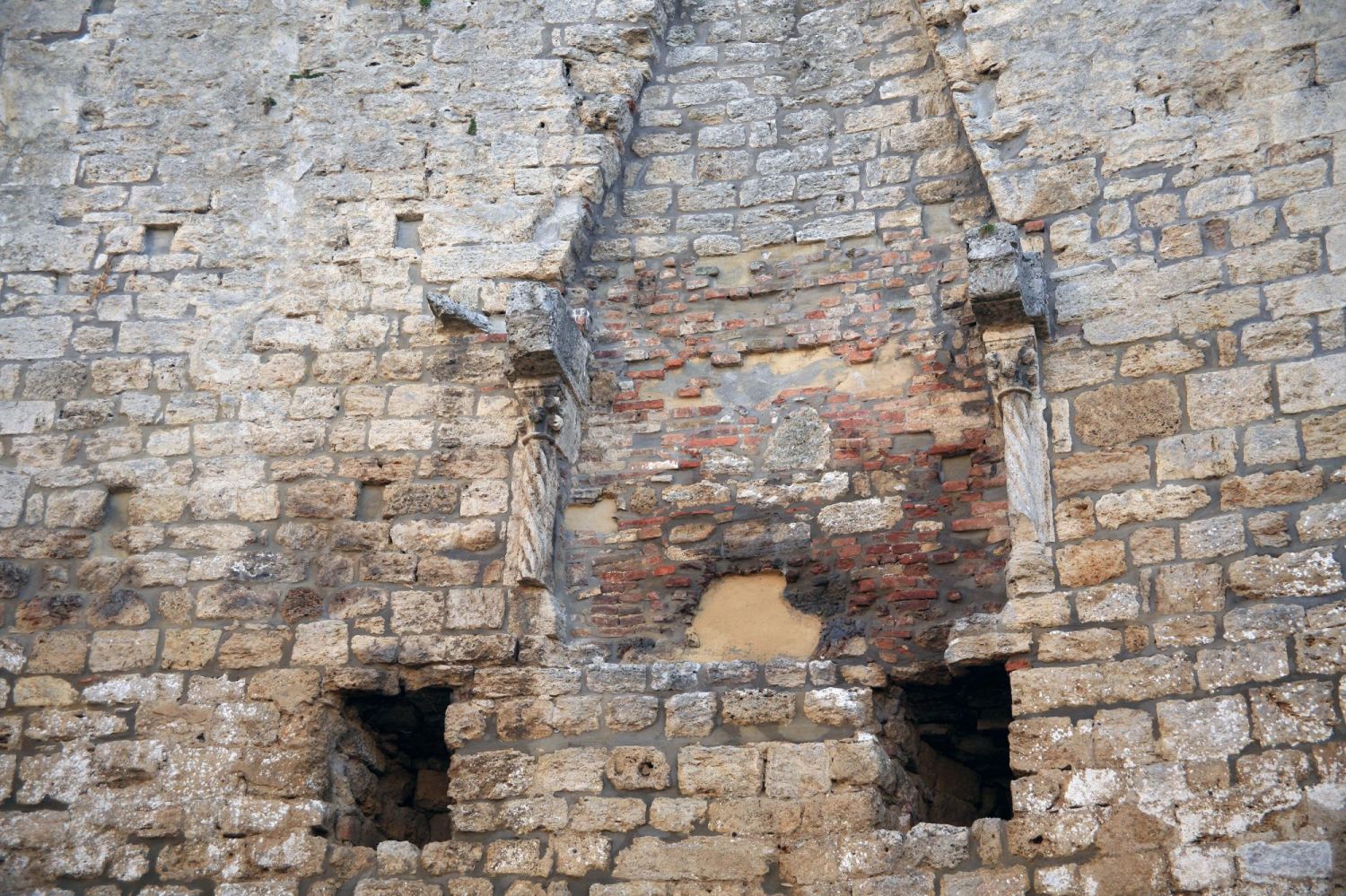 Rocca of Staggia Senese (Franzesi Castle) - Siena